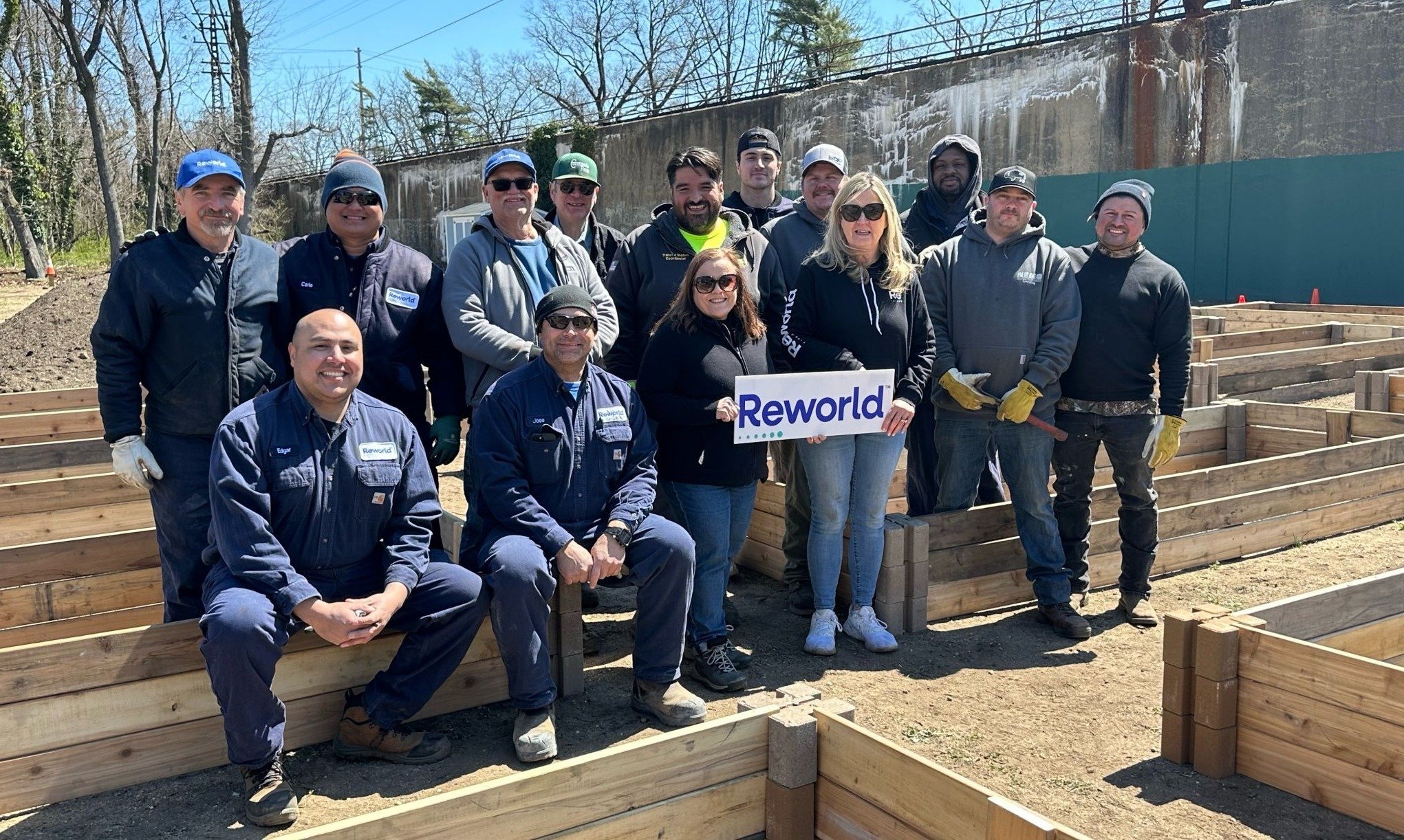 Reworld™ Long Island Assemble and Install New Garden Beds